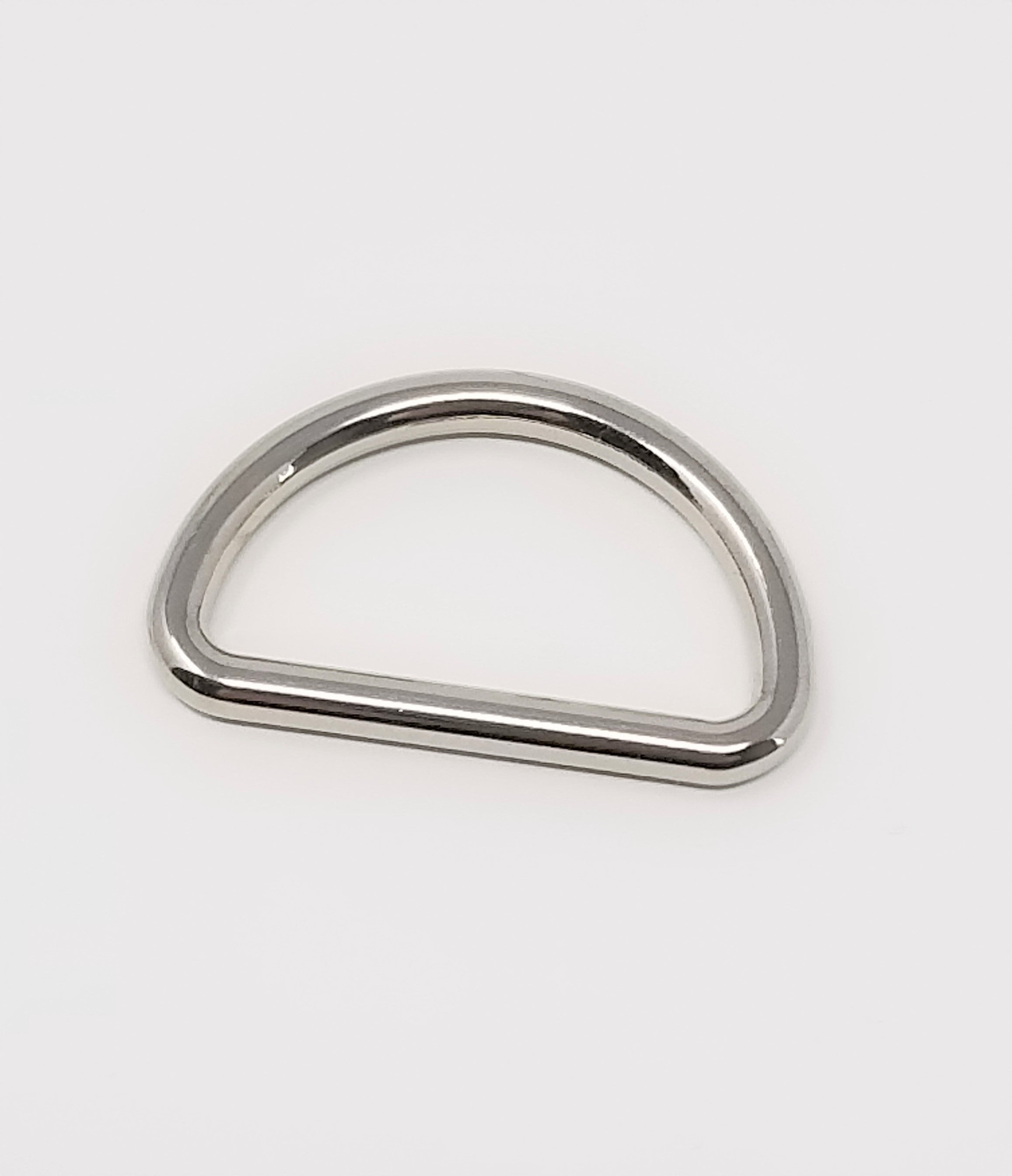 1 inch D rings pack of 5 – Natural Nerd Fabrics and Hardware