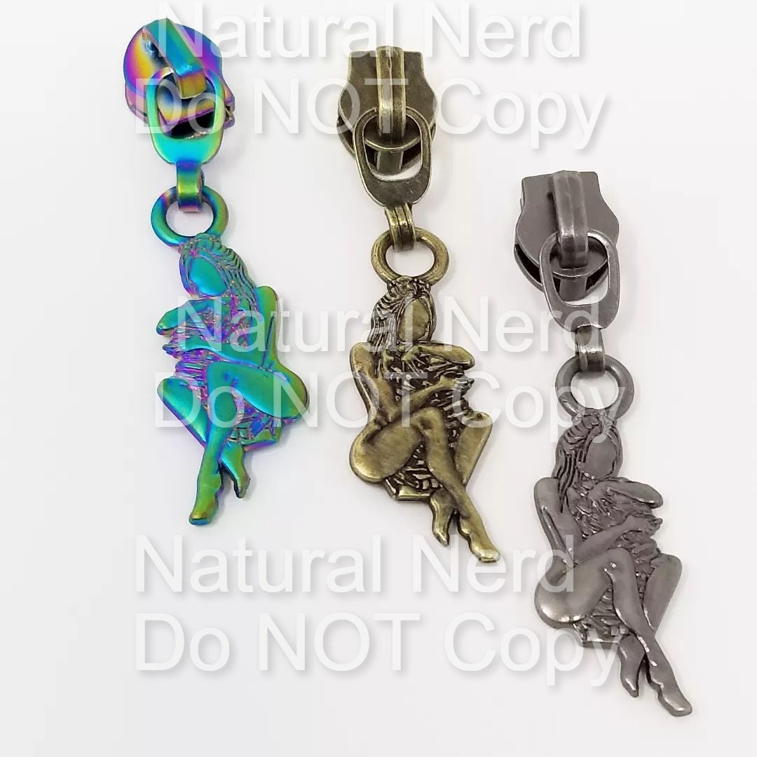 OG Book Babe Zipper Pull – Natural Nerd Fabrics and Hardware